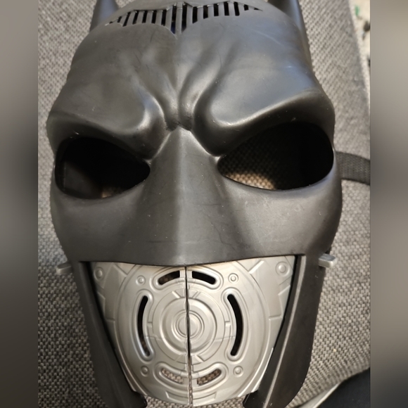 DC Comics | Toys | Dc Comics Talking Batman Mask | Poshmark